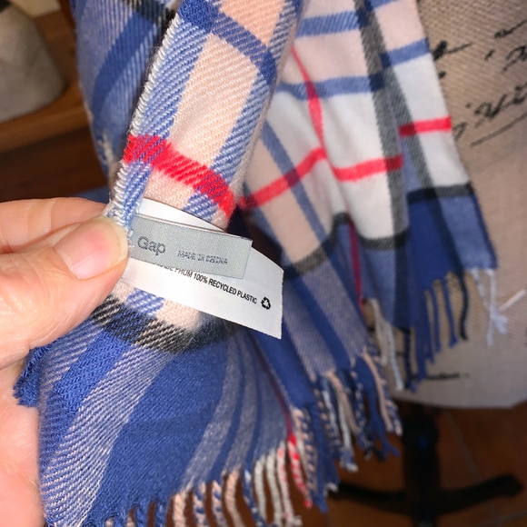 GAP | Accessories | Gap Cozy Exploded Dark Wisteria Plaid Scarf Shawl | Poshmark